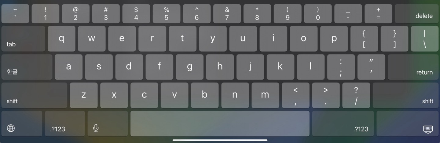 iPad mini (A17 Pro) and Artciety Folding Keyboard with Touchpad – tow.com