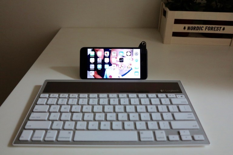 iPad mini (A17 Pro) and Artciety Folding Keyboard with Touchpad – tow.com